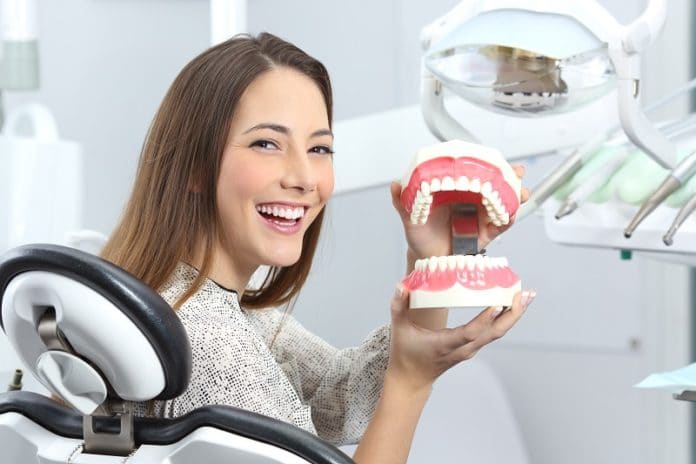 Things to Look For In A Good Denture Clinic - Sound Health Doctor